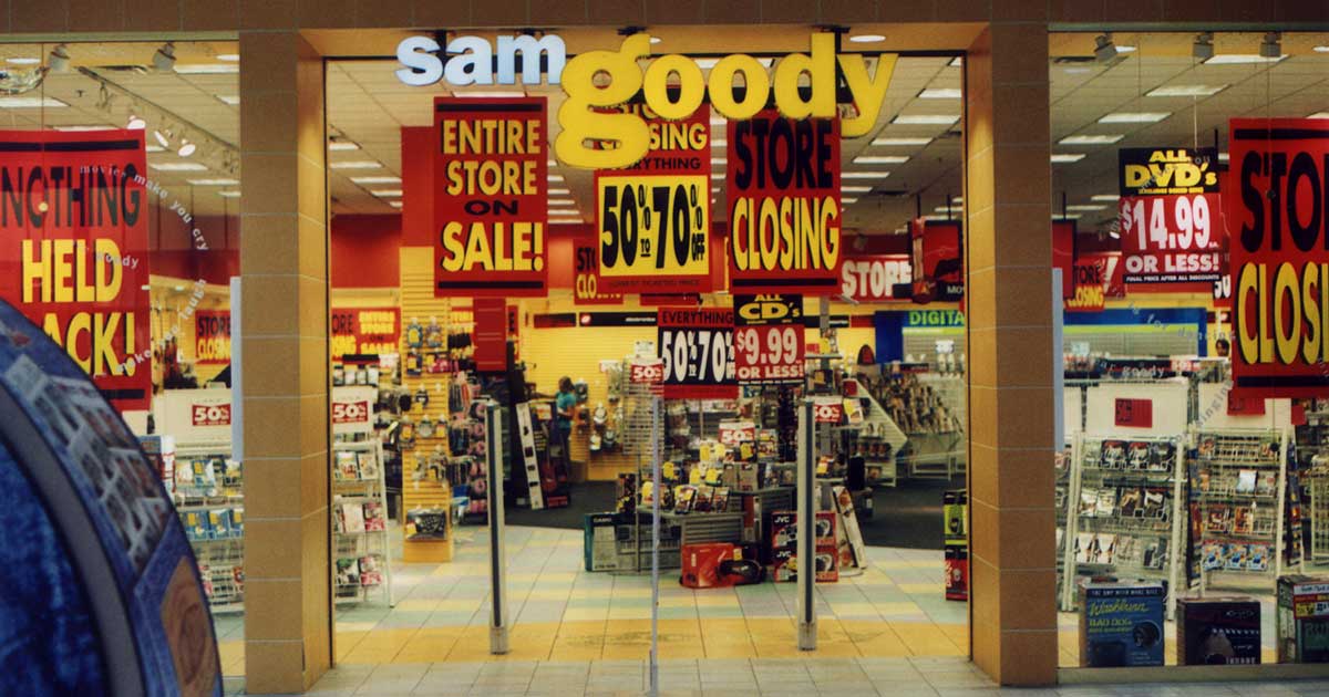 15 Defunct Retail Stores That Didn't Survive Your Childhood